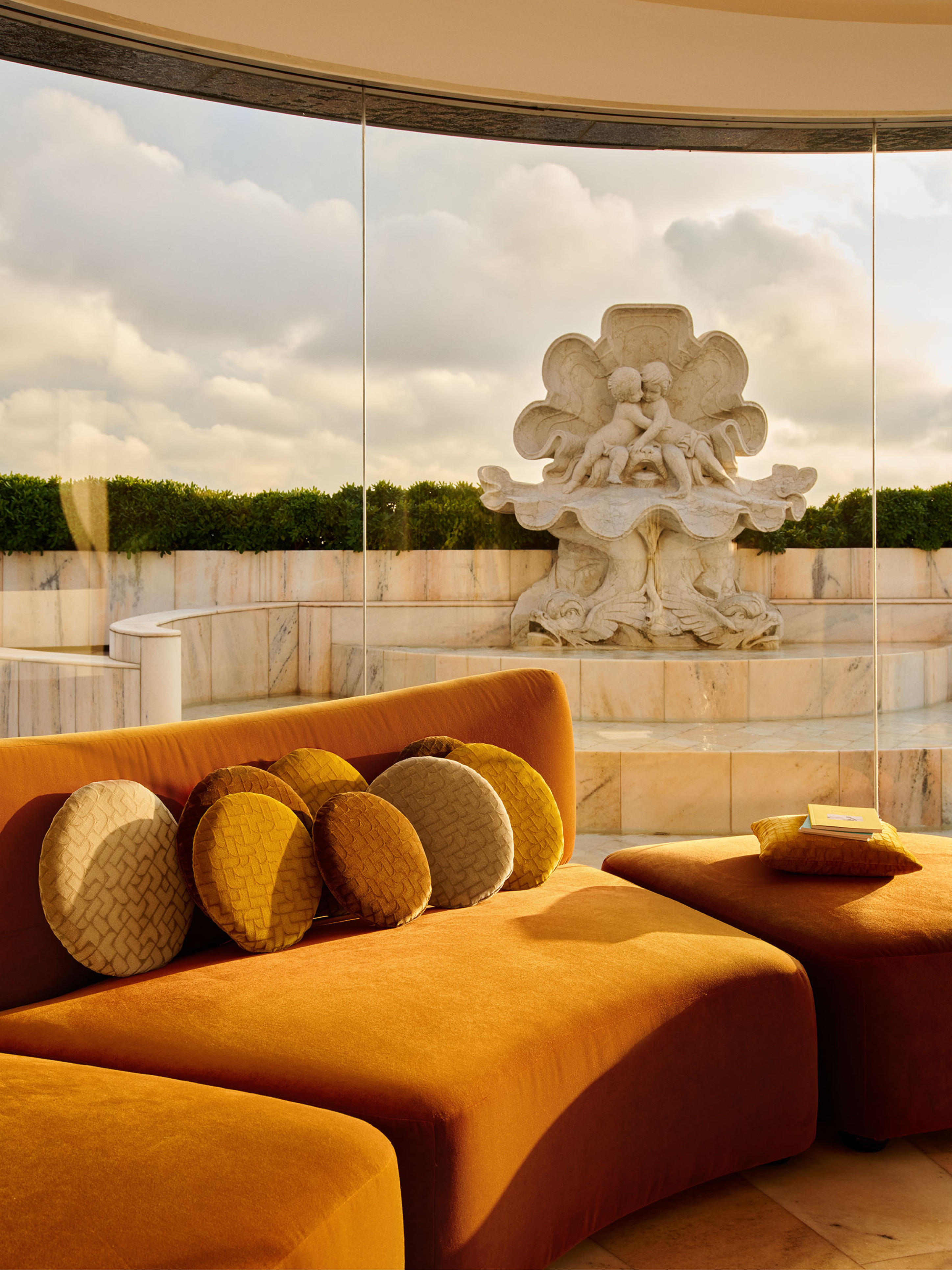 Zimmer + Rohde: Furnishing the Future since 1899: Zimmer + Rohde